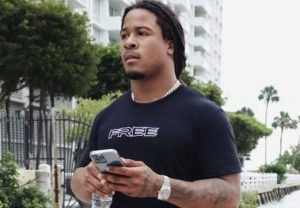 Devonta Freeman Age, Wife, Net Worth, New Contract