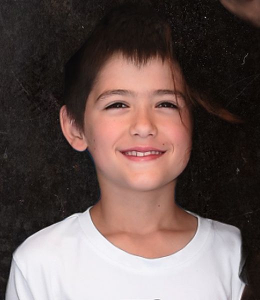 Violet Moon Howey, Sarah Shahi's Only Daughter Almost Died! Age, Bio